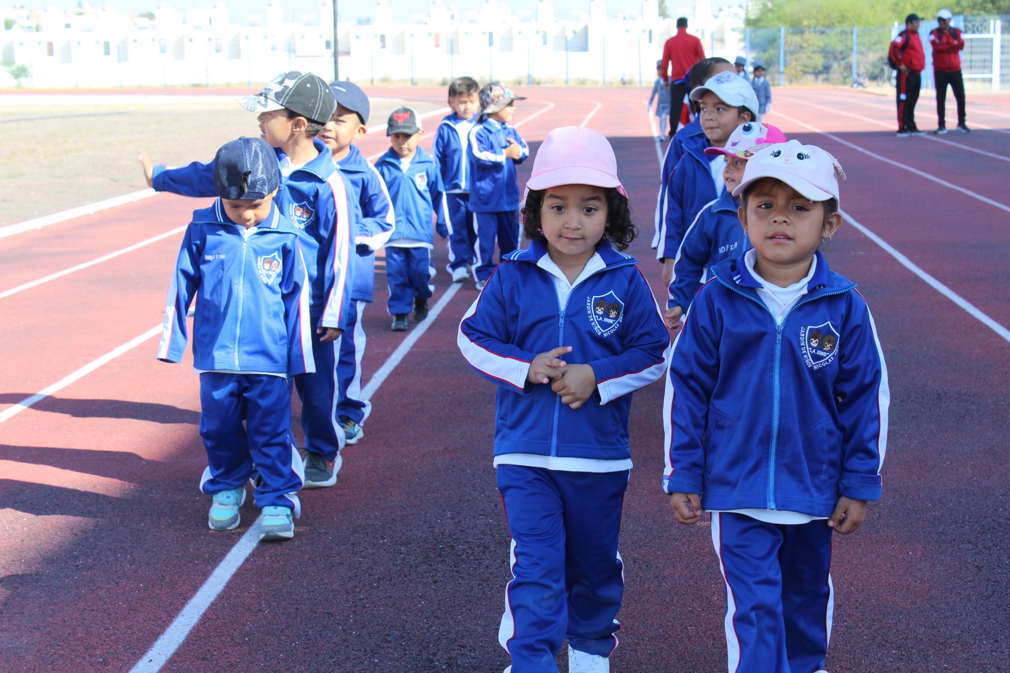 Niñas y niños de Preescolar participan en Mini Olimpiada – Boletines ...