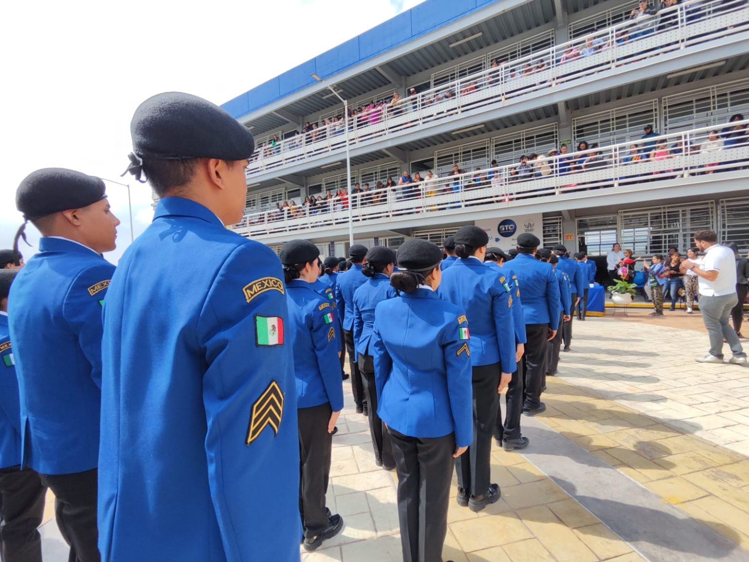Bachillerato Bivalente Militarizado – Boletines Dependencias