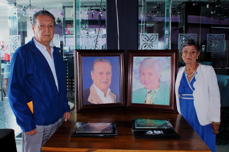 Guanajuato reconoce el legado de la maestra María Armenta y el maestro ...